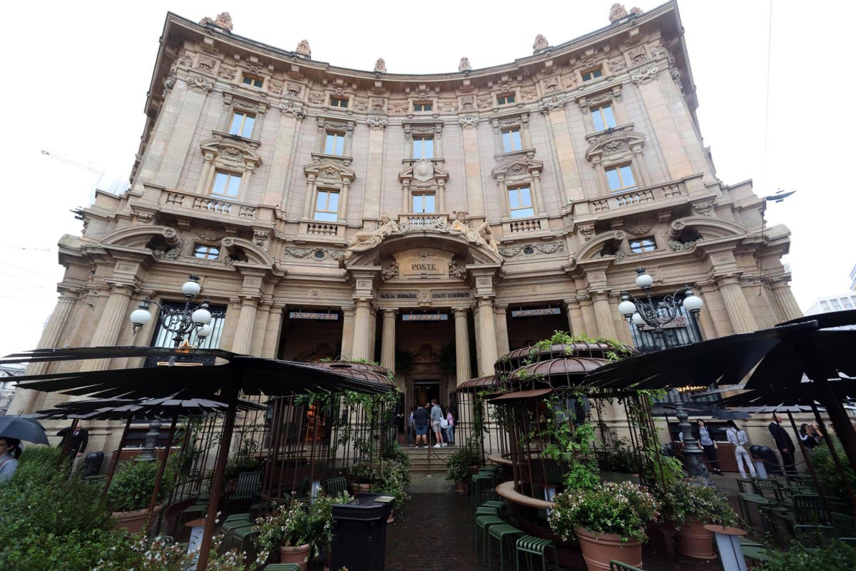Starbucks opens first coffee shop in Italy | The Independent | The ...