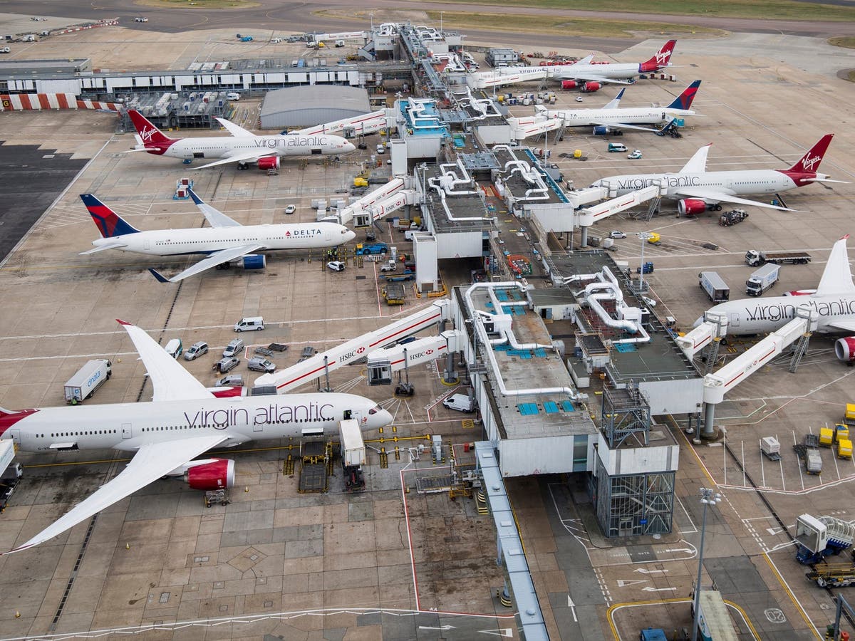 Brexit: Flights to be grounded if Britain crashes out of EU with no ...