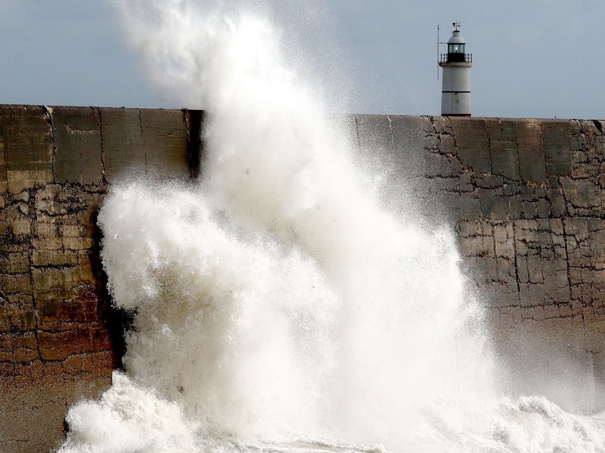 UK weather forecast: Storm Callum is bringing torrential rains to lash ...