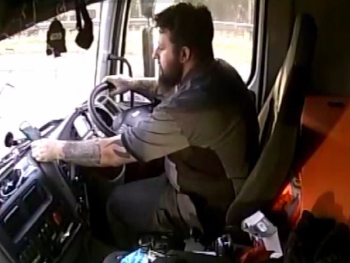 Lorry Driver Jailed After Causing Fatal Crash While On Mobile Phone