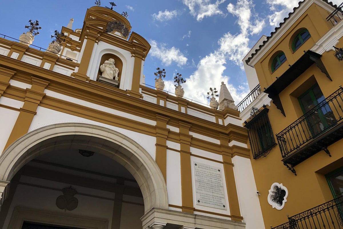 Brexit and travel: Leaving the EU is turning into a disaster movie for ...