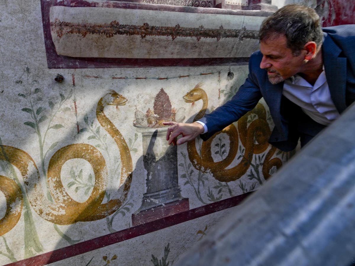 Elaborate and ‘exceptionally well-preserved’ ancient Roman shrine ...