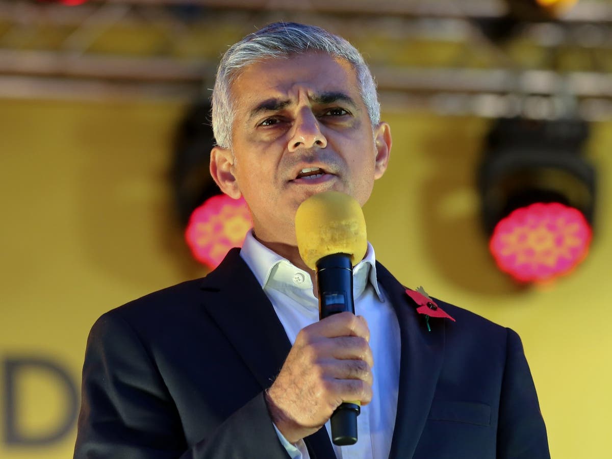 In A Sea Of Trump a likes Sadiq Khan Is Starting To Look Like Our in-a-sea-of-trump-a-likes-sadiq-khan-is-starting-to-look-like-our