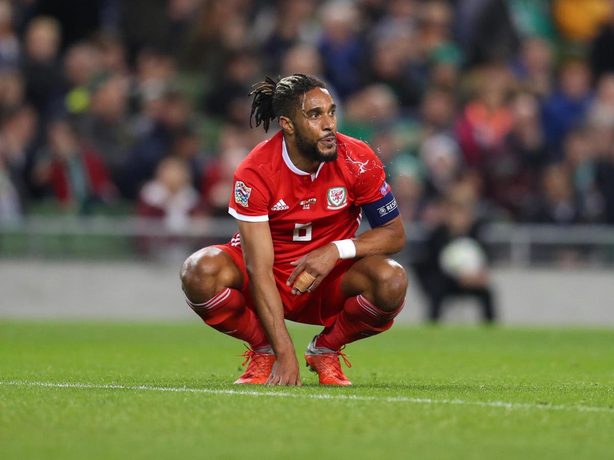 Wales captain Ashley Williams apologises for calling Cardiff City ...