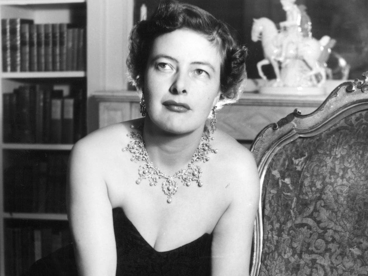 A Life in Focus: Lady Rumbold, actress, poet and bohemian aristocrat ...