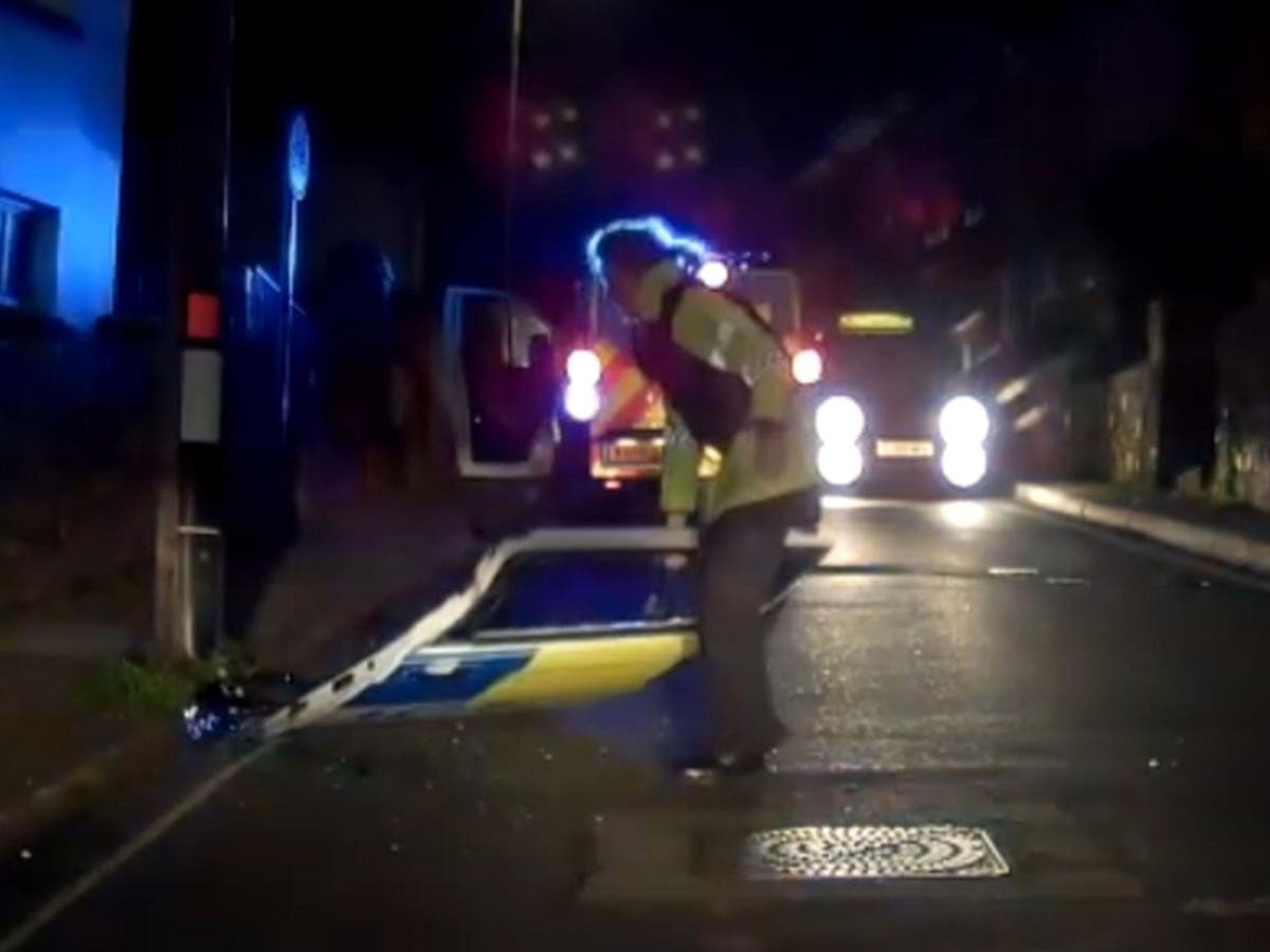 Police van door falls off in dashcam footage from Devon | The ...