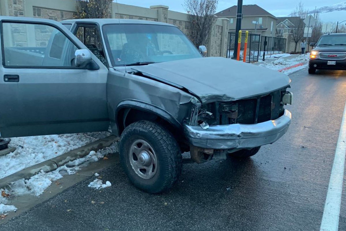 Teenager crashes car after driving blindfolded for 'Bird Box challenge ...