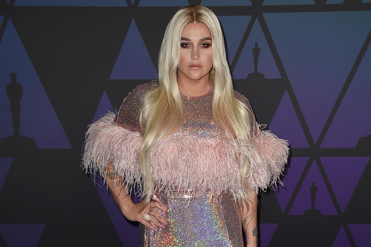 Kesha vows to ‘love’ herself after sharing make-up-free selfie on ...