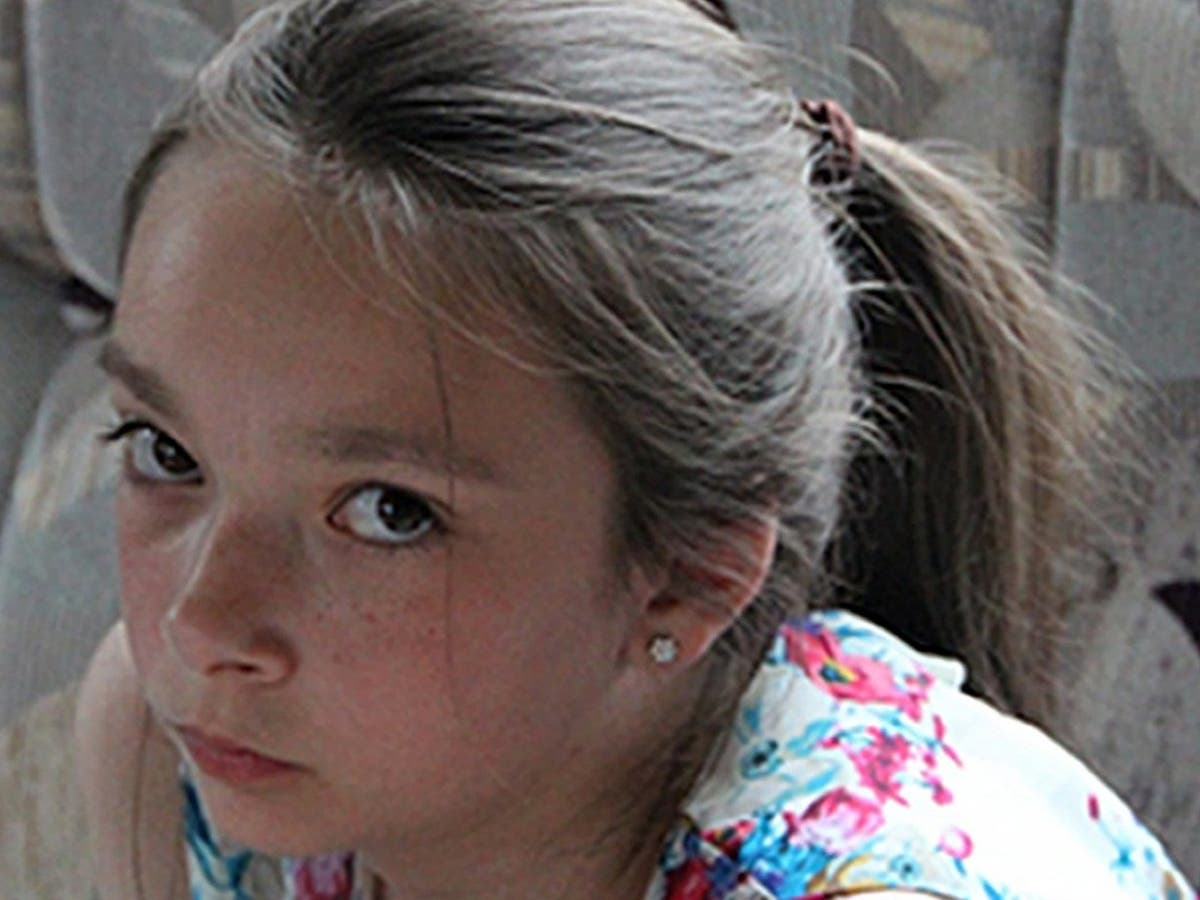 Amber Peat: Schoolgirl found dead in bushes after storming out from ...