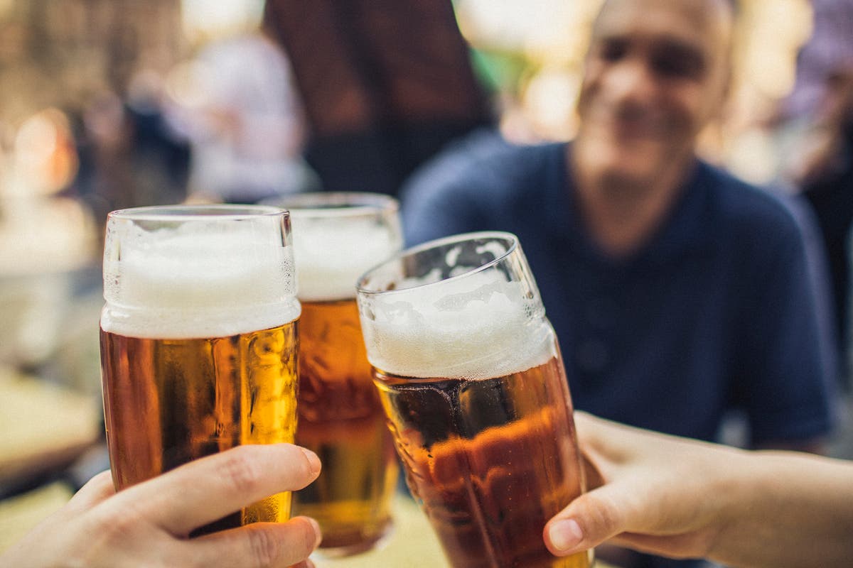 Archaeologists discover ‘evidence of first beer ever brewed in the UK ...