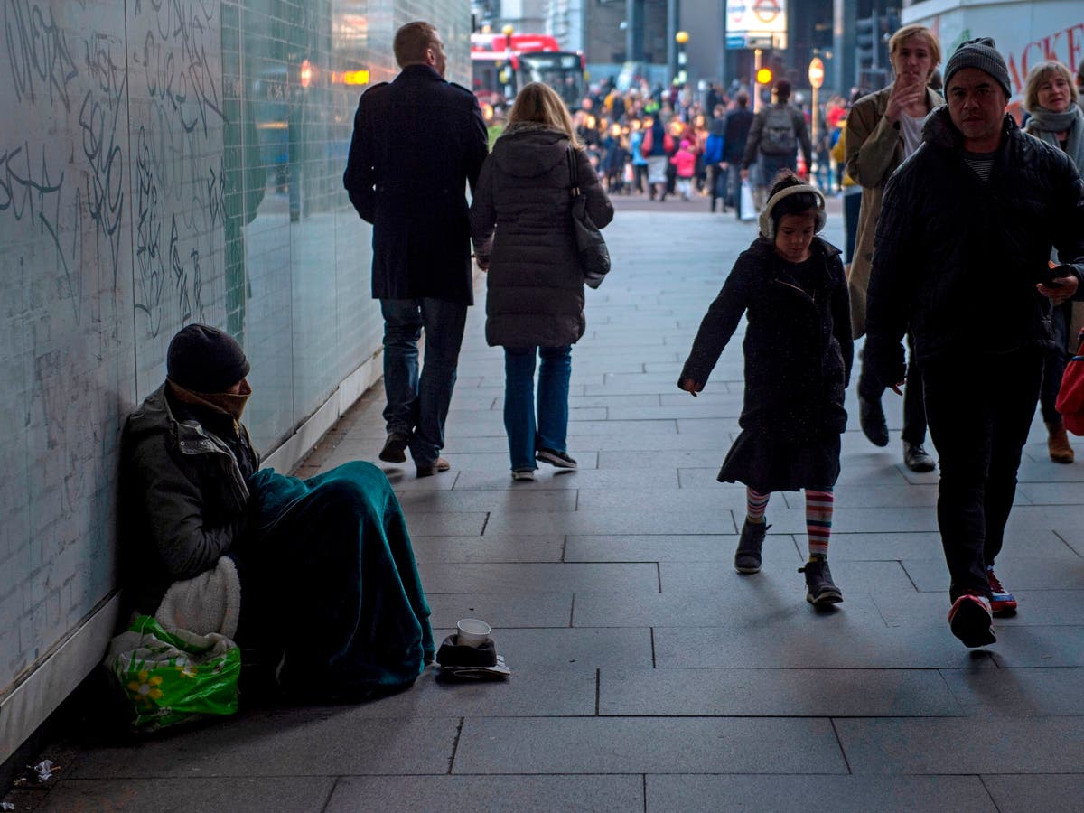 Britain’s most poverty-hit areas have nine times greater rate of ...