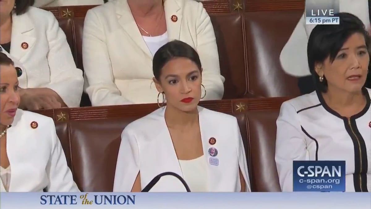 Alexandria Ocasio-Cortez refuses to join standing ovation for Trump at ...