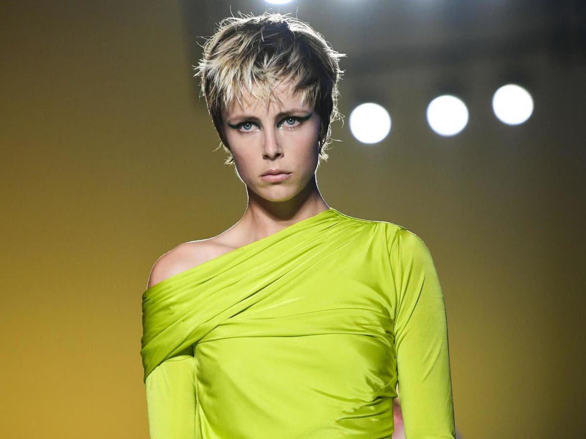 Milan Fashion Week 2019: Model Edie Campbell told she’s ‘too fat’ to ...
