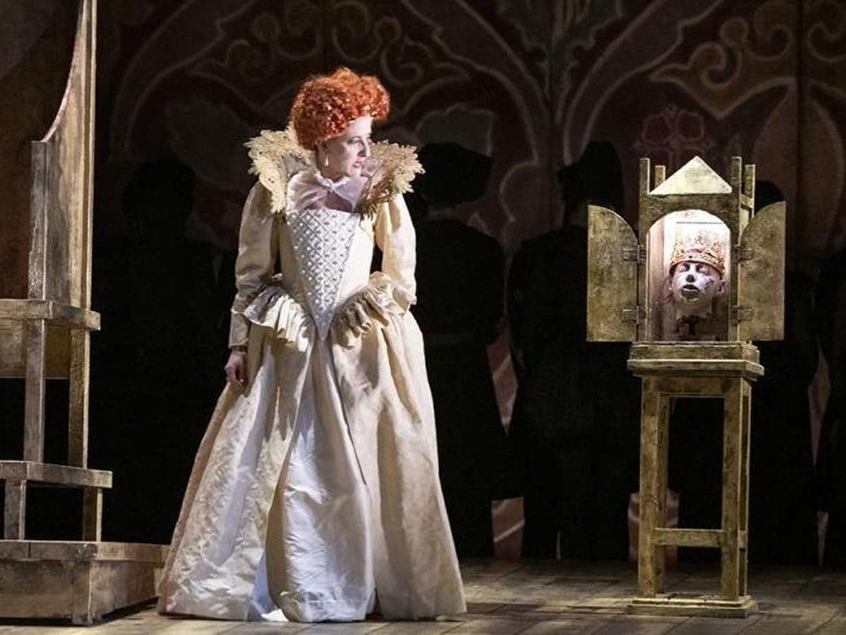 Elisabetta, regina d’Inghilterra, Hackney Empire, review: A well-nigh ...