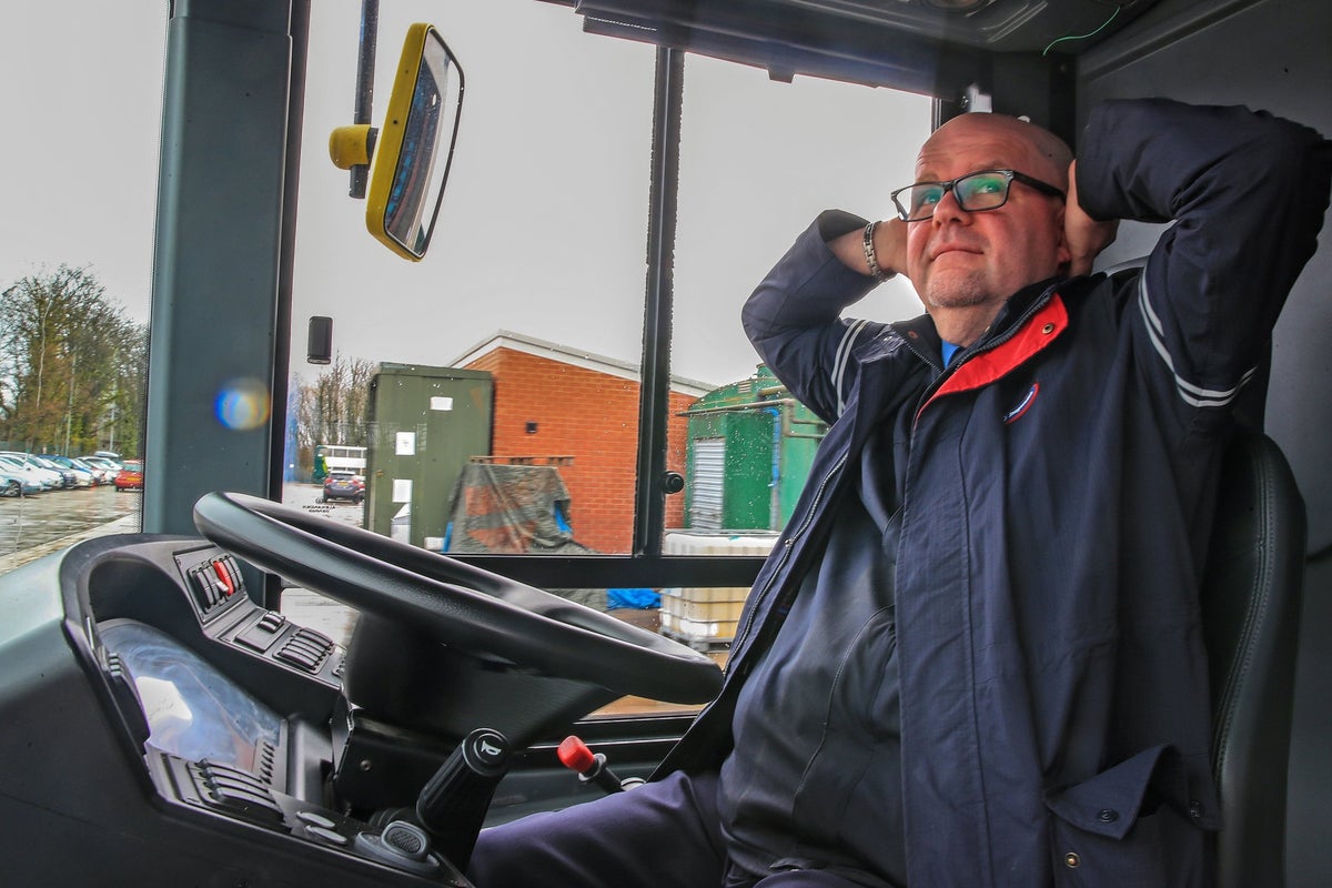 Stagecoach trials first full-sized driverless bus in the UK | The ...