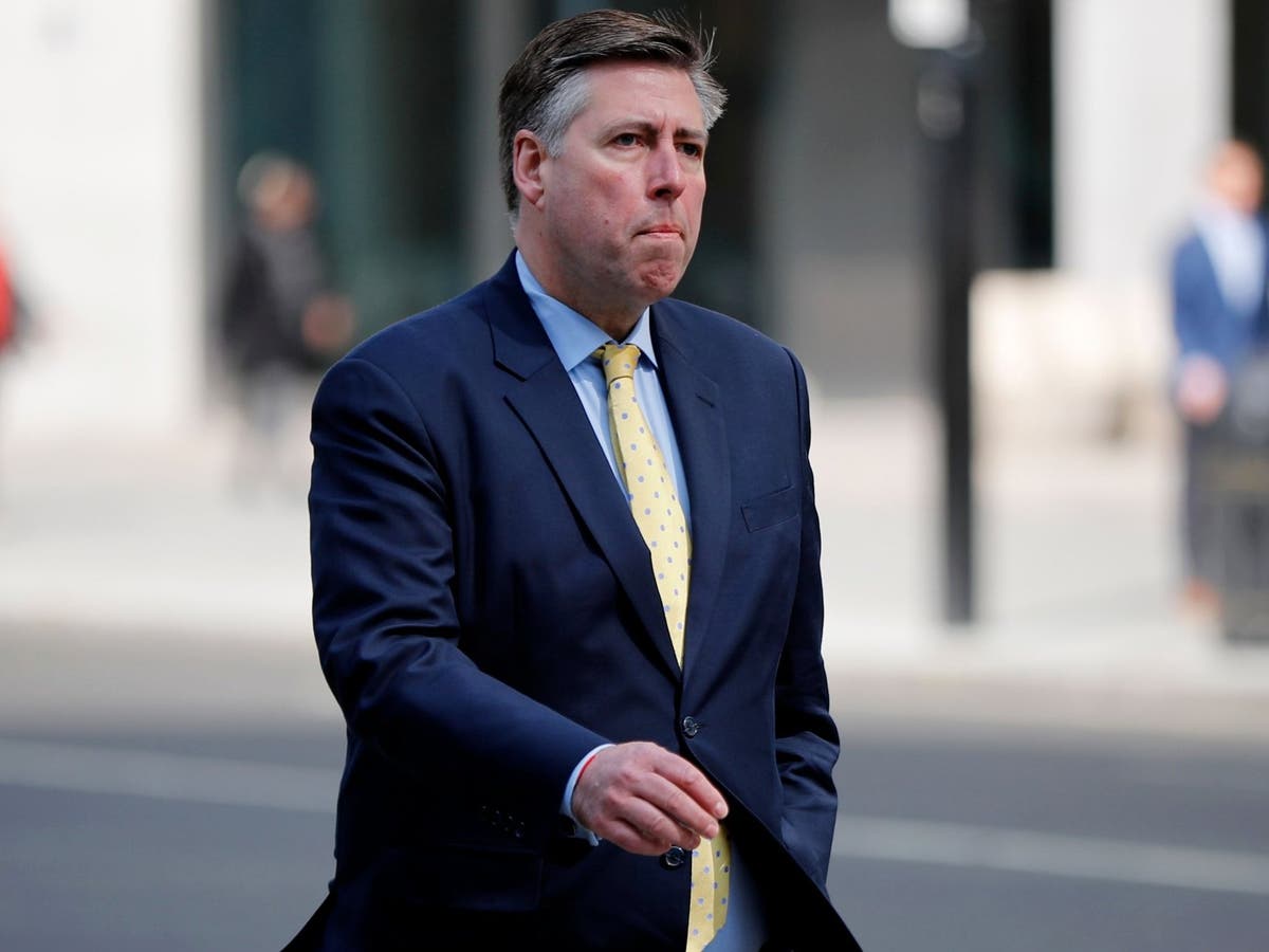 Theresa May could name departure date within days, says 1922 Committee ...