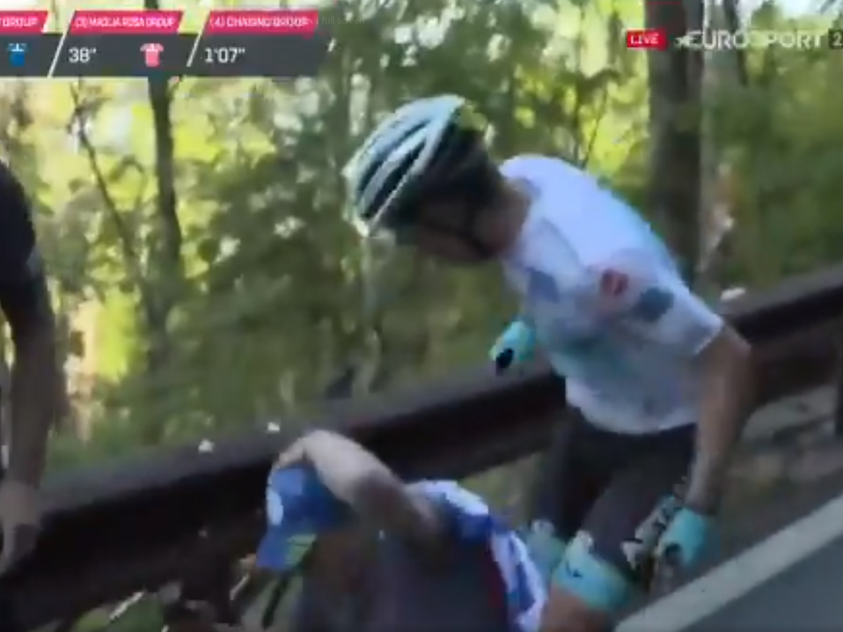 Miguel Angel Lopez punches Giro d’Italia fan after coming off bike on ...