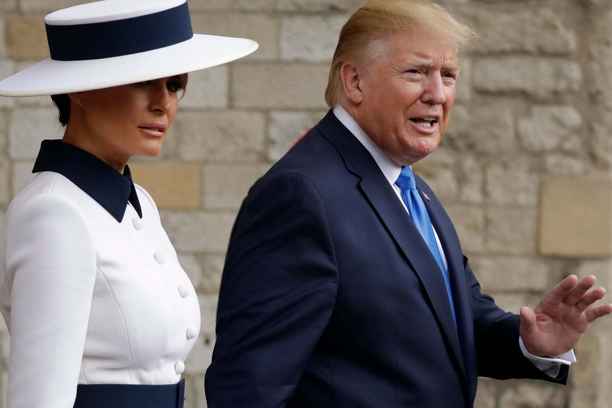 Trump faces giant 'USS John McCain' and Obama approval ratings ...