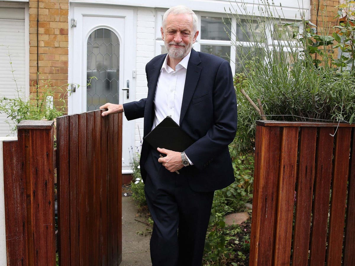 Brexit: Corbyn urged to back second referendum as Labour frontbenchers ...