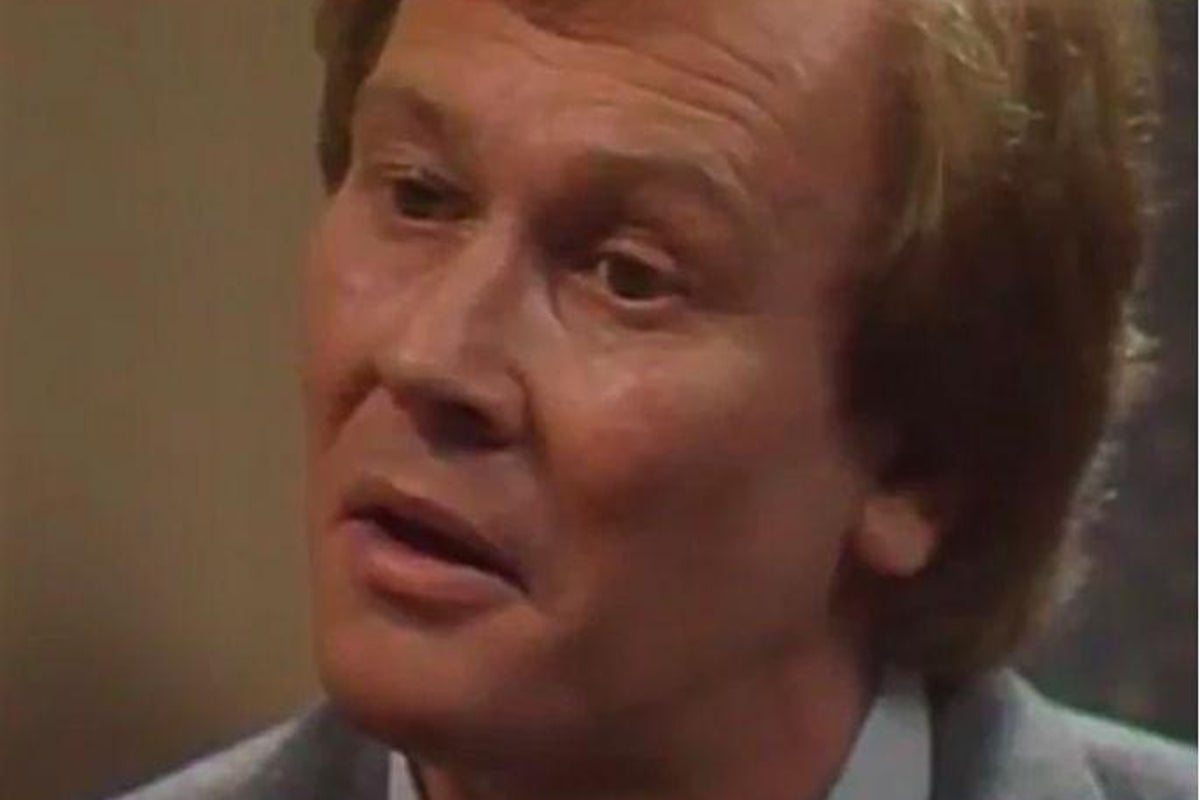 Douglas Fielding death: EastEnders and Z-Cars actor dies aged 73 | The ...