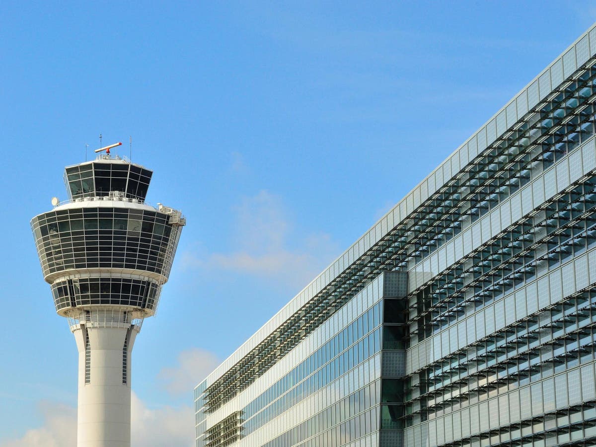 Travel question: Is 30 minutes enough time to make my connecting flight ...