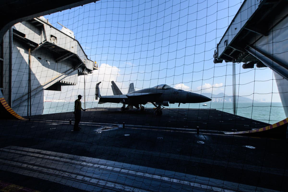 Video shows Venezuela jet 'aggressively shadow' US aircraft over ...