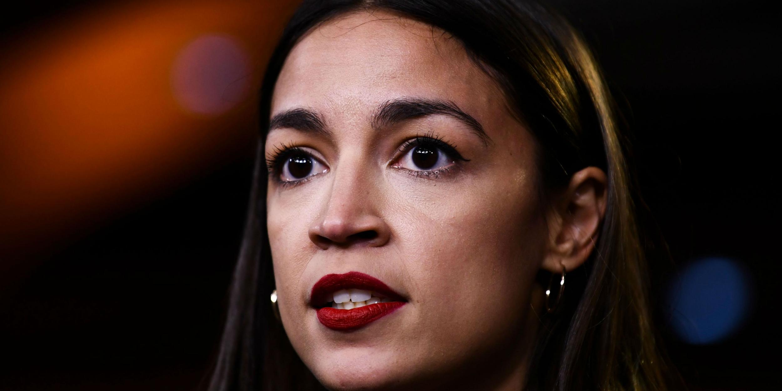 AOC reveals late father's battle with lung cancer during hearing on ...