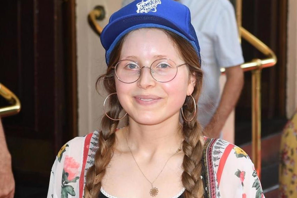 Harry Potter star Jessie Cave says brother 'was not train-surfing ...