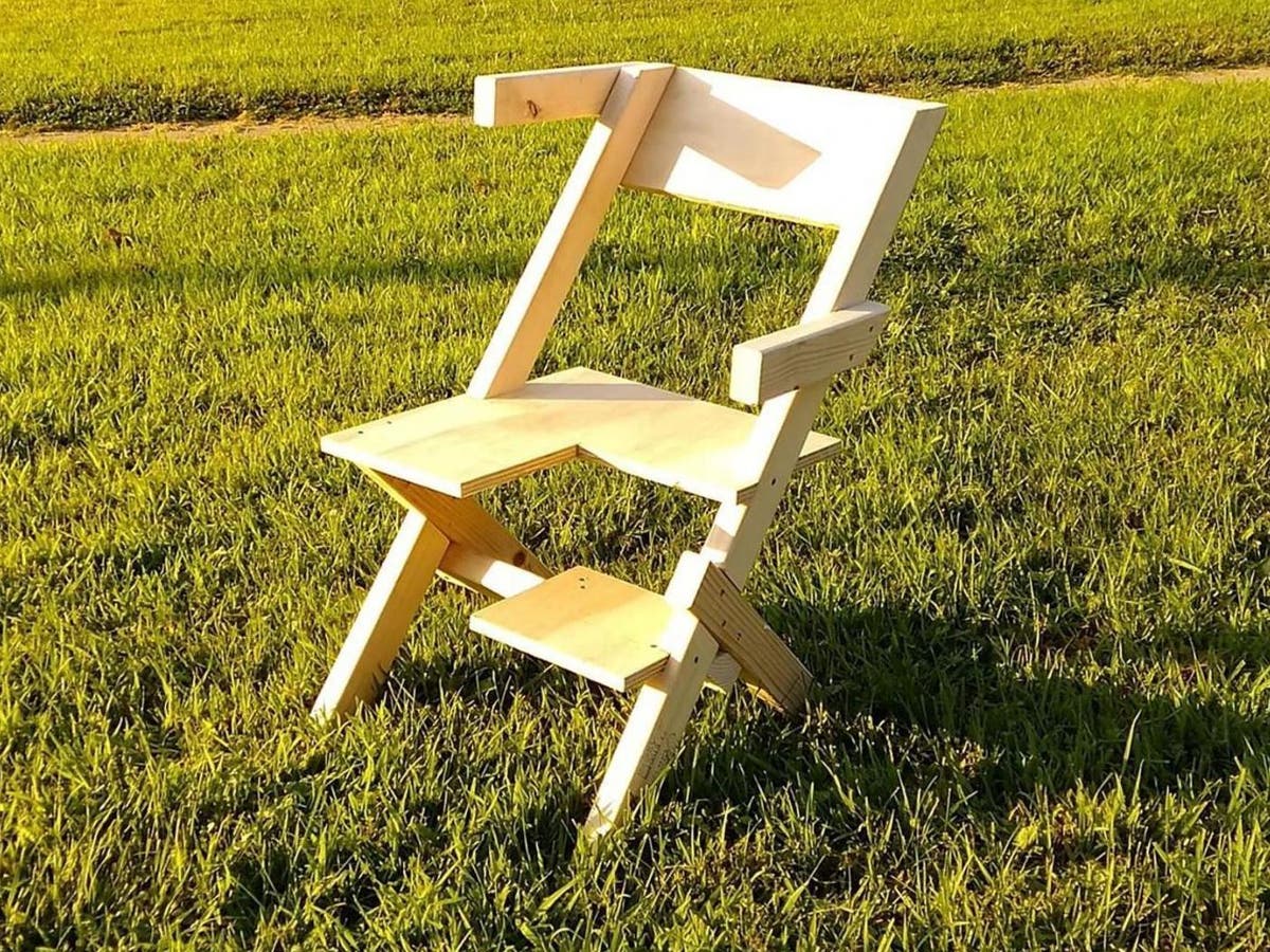 Dad builds 'bi-chair' and the LGBT community loves it | The Independent ...