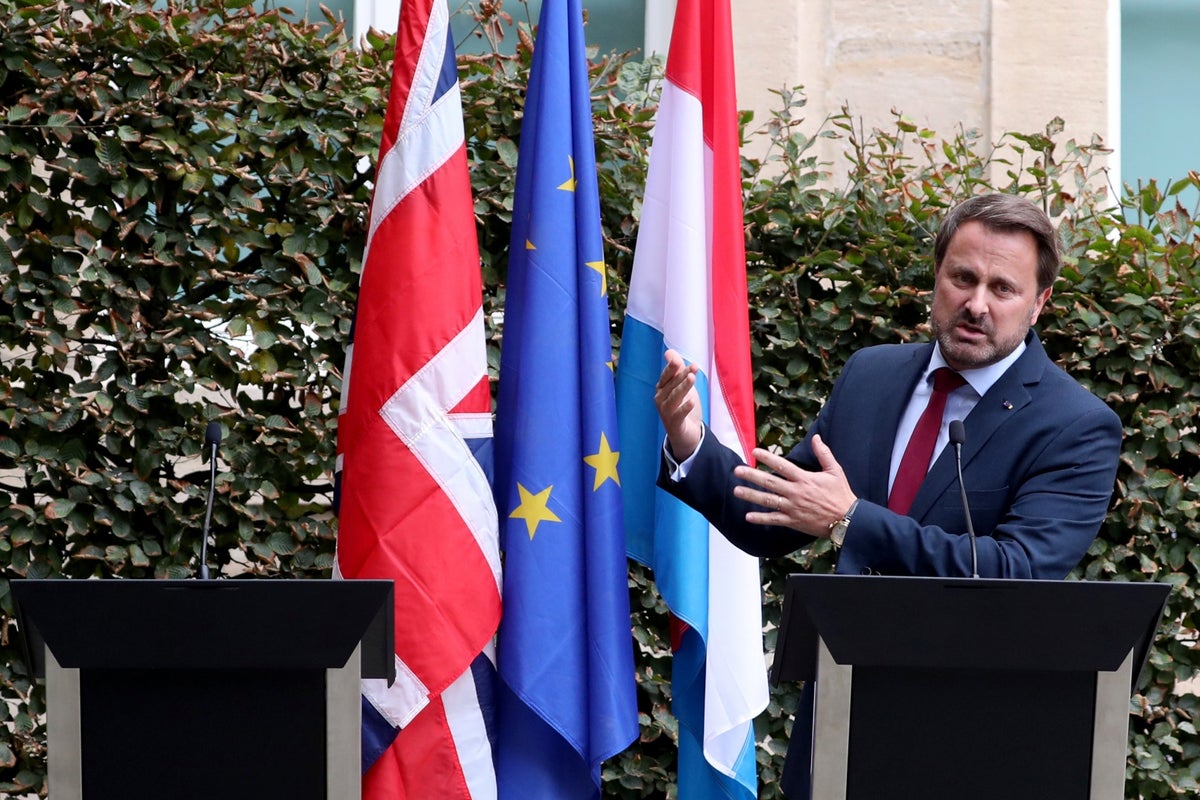 Boris Johnson ‘chickens’ out of own press conference amid noisy ...