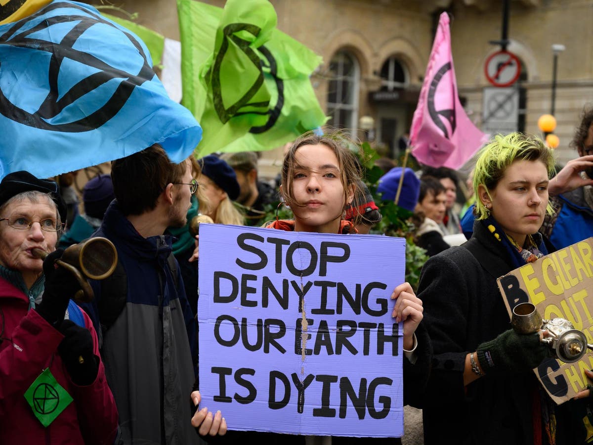 Extinction Rebellion: Who are the climate activist group bringing ...