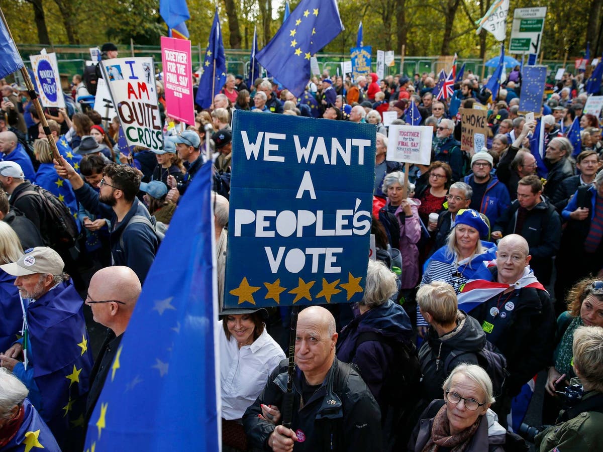 Brexit More Than 400 000 People Sign Letter Demanding Final Say