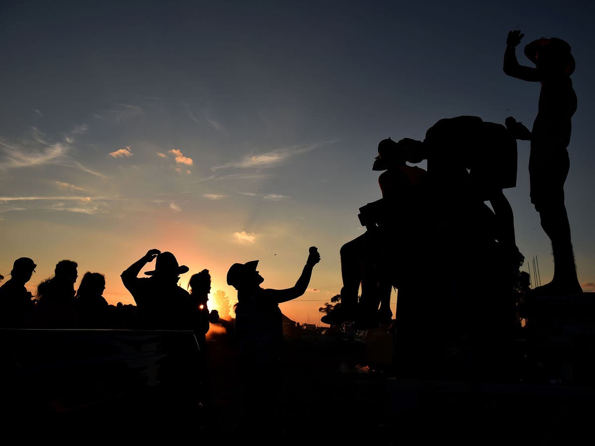 Inside rural Australia’s Bachelor and Spinster Ball where singles go to ...