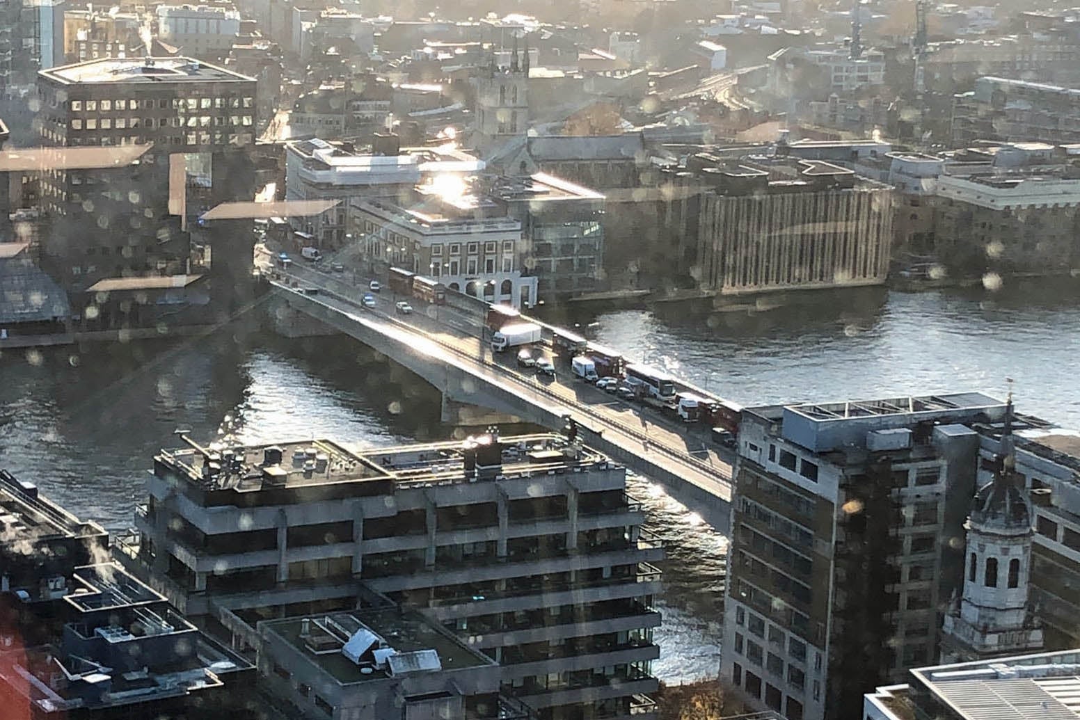 London Bridge: Major incident declared as police shoot man after ...