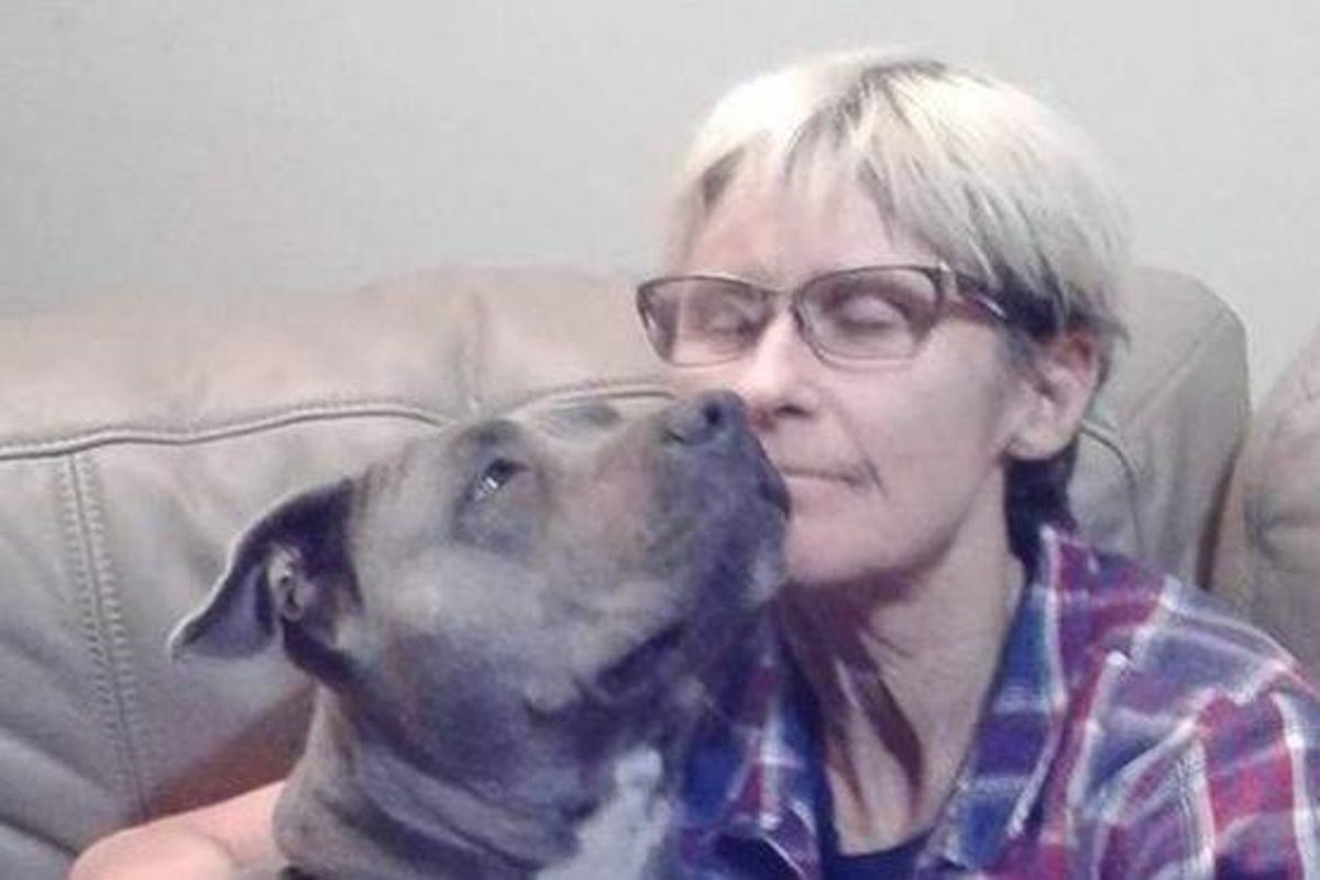 Woman survives almost two weeks in Australian outback during nearly 40C ...