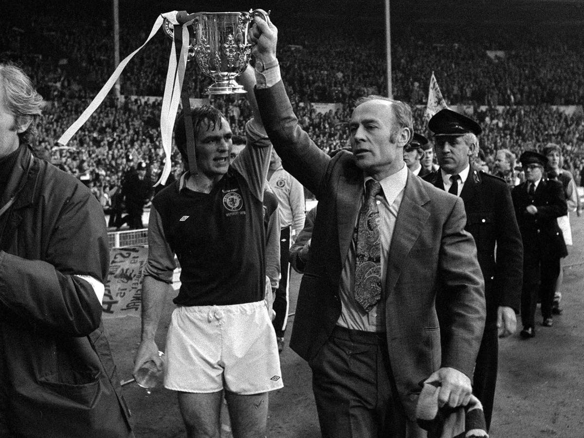 Ron Saunders dead: Former Aston Villa, Birmingham and West Brom manager ...