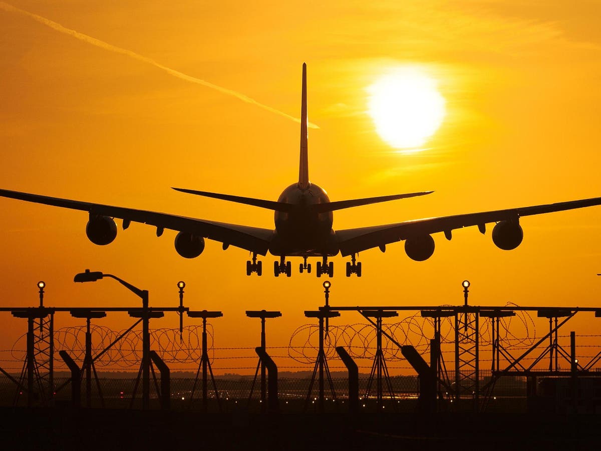 Air pollution from Heathrow detected in central London | The ...