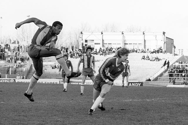 Hull’s angel: Clive Sullivan, black pioneer in the social history of ...
