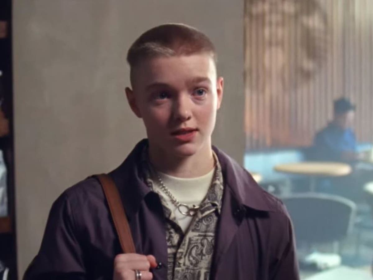 Powerful new Starbucks advert supports trans charity | The Independent ...