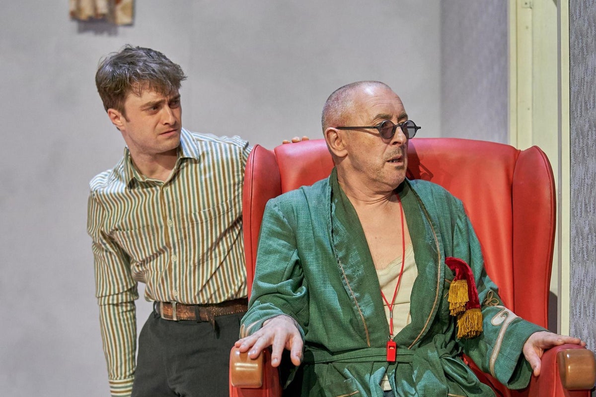 Endgame review, Old Vic: Daniel Radcliffe’s sarky slapstick is ...
