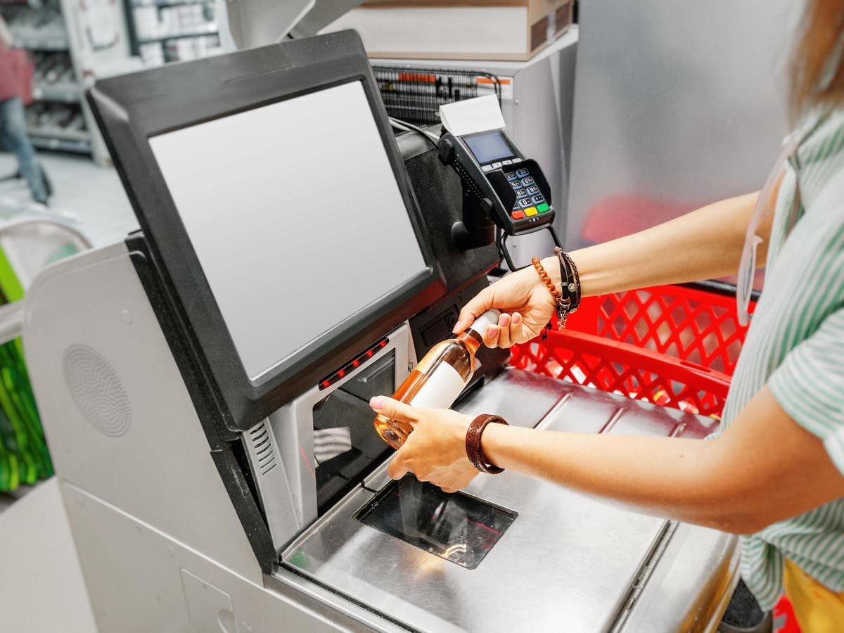 Coronavirus: How to use touchscreens and self-checkouts safely | The ...