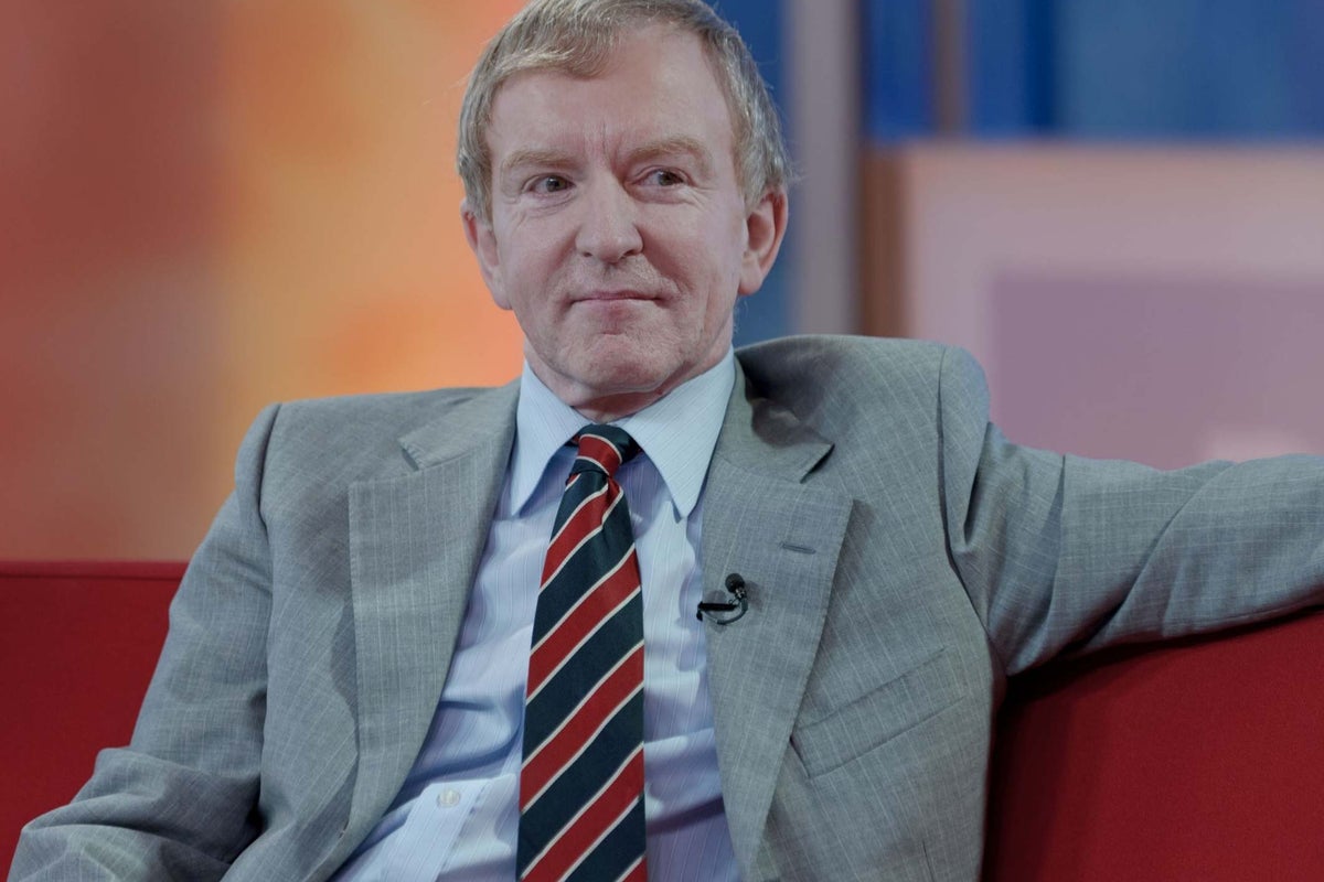 Simon Warr: Broadcaster and teacher who found fame on reality TV | The ...