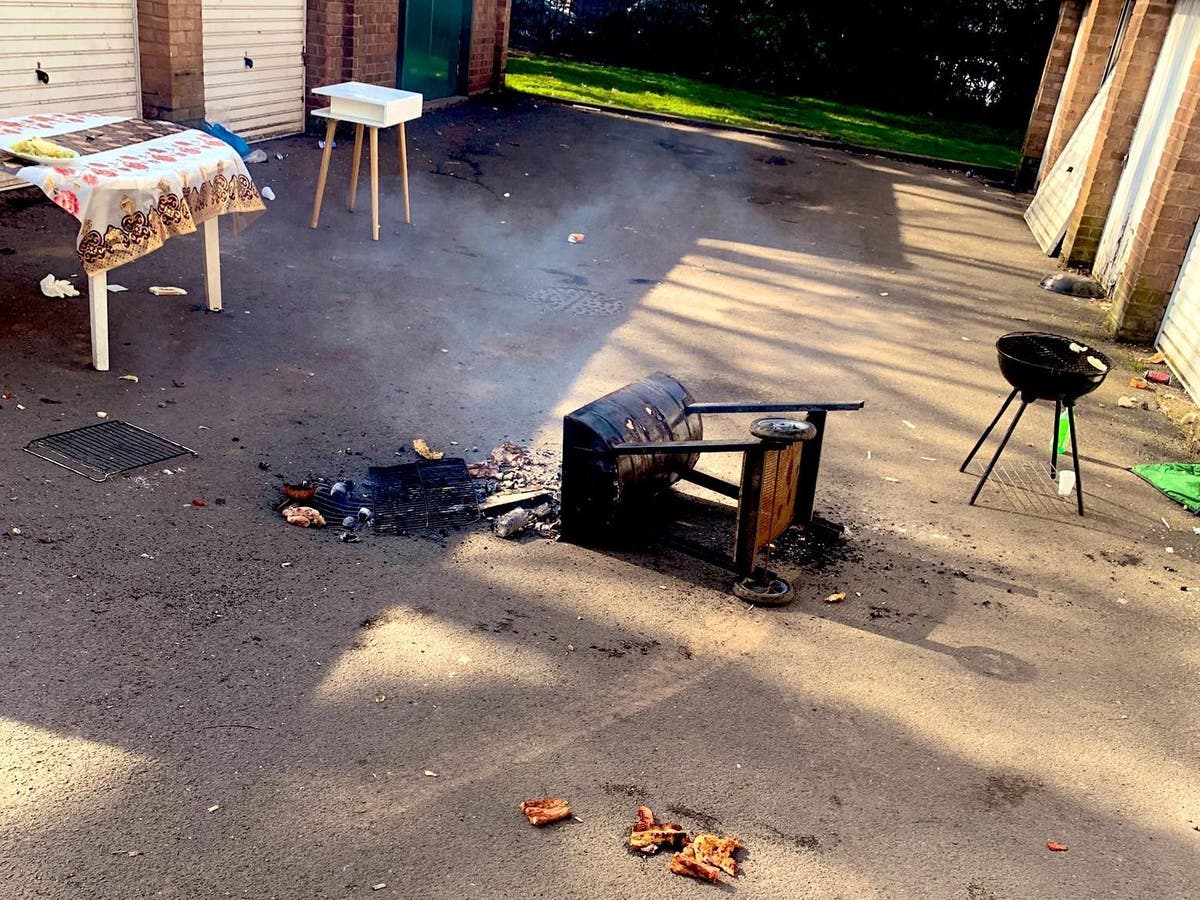 ‘Unbelievable’: Police disperse barbeque attended by more than 20 ...