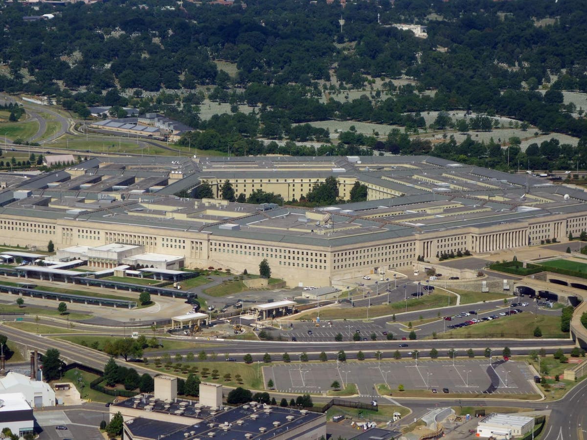 Trump removes independent Pentagon watchdog overseeing coronavirus ...