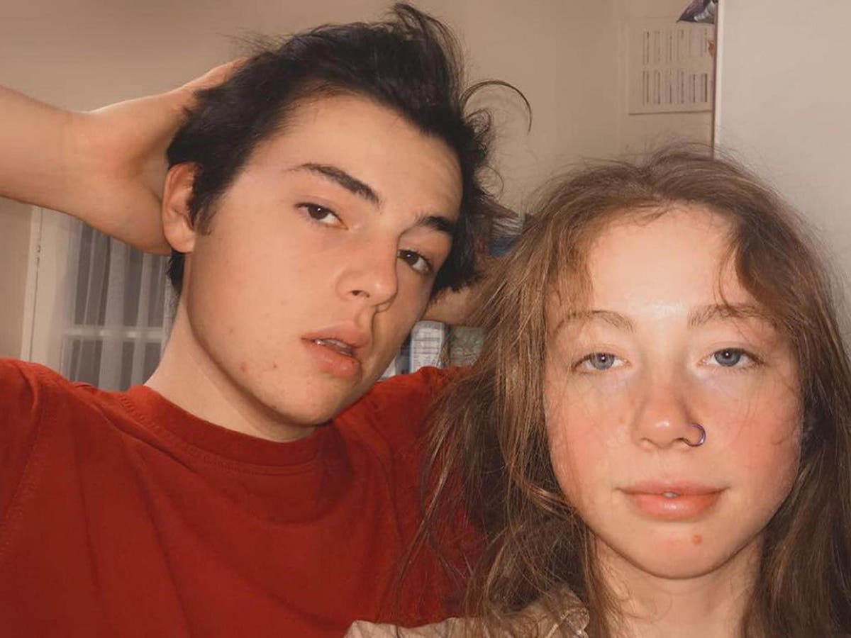 Coronavirus: Missing Sussex teenager ‘on 280-mile walk to see ...