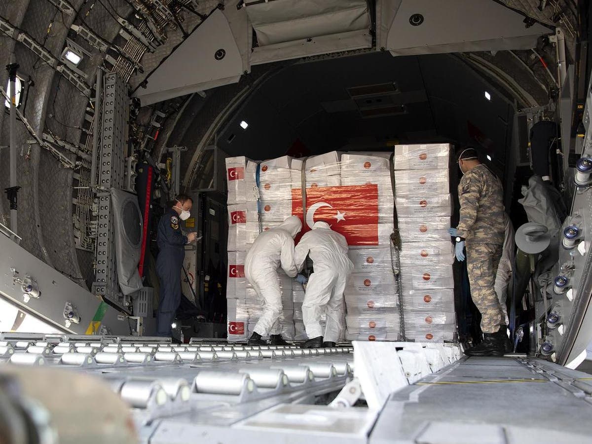Coronavirus: RAF plane lands back in UK after PPE mission to Turkey ...