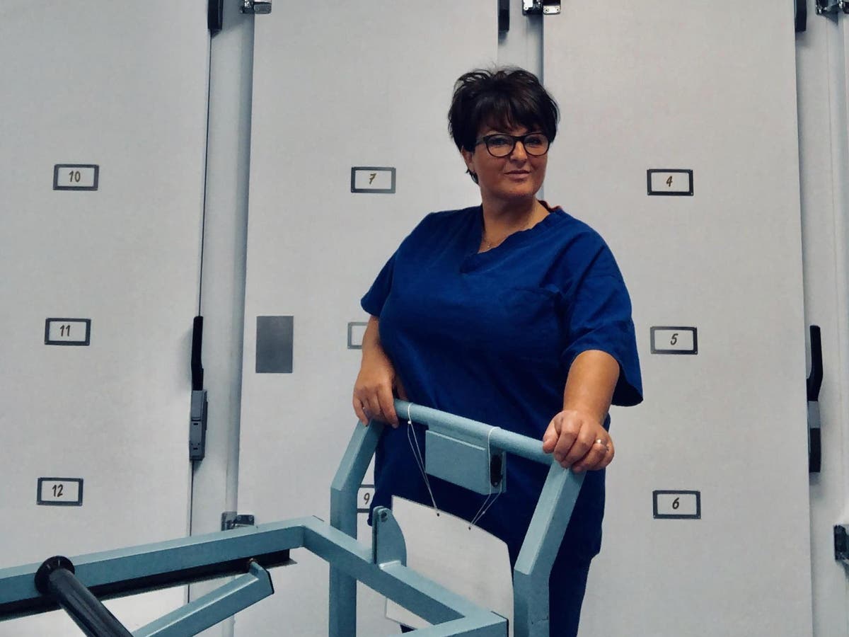 ‘I'm a mortuary technician working in the coronavirus crisis – all the ...