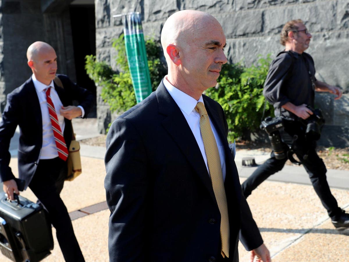 Steve Linick: Trump fires state department official investigating Mike ...