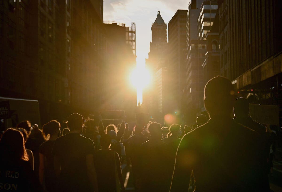 Blackout Tuesday Activists Urge Instagram Users To Be Careful When