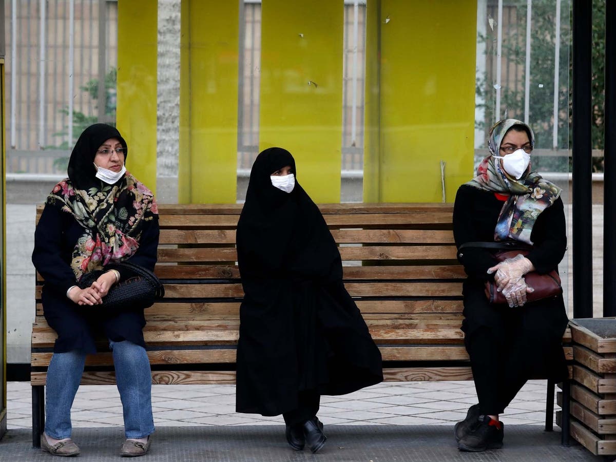 Iran declares masks mandatory as it hits record daily coronavirus death ...